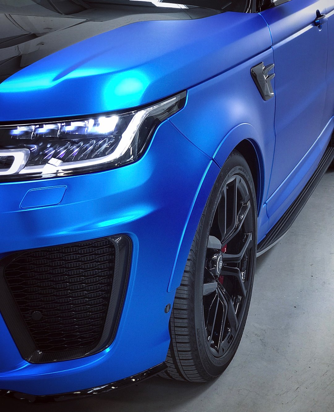 Range Rover SVR - Satin Blue Chrome - Personal Wrapping Project