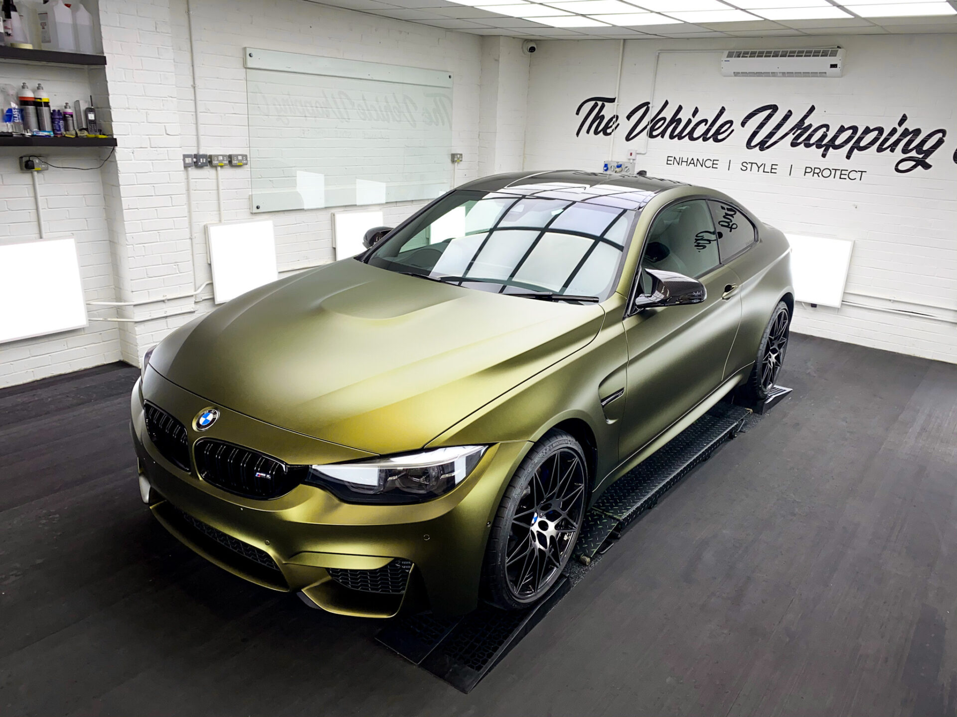 BMW M4 Competition - Golden Black Matte - Personal Wrapping Project