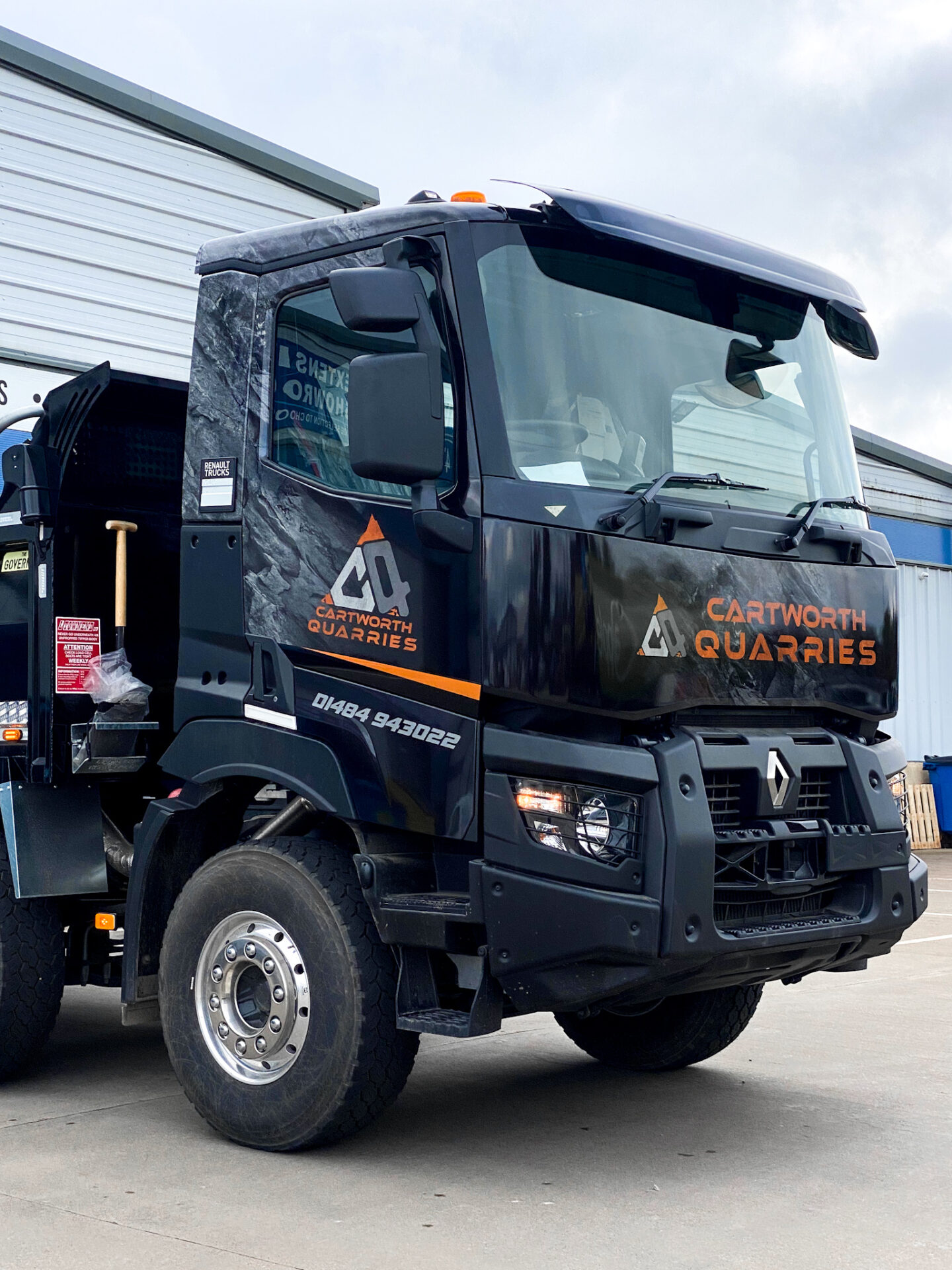 Cartworth Quarries - Renault - Commercial Project