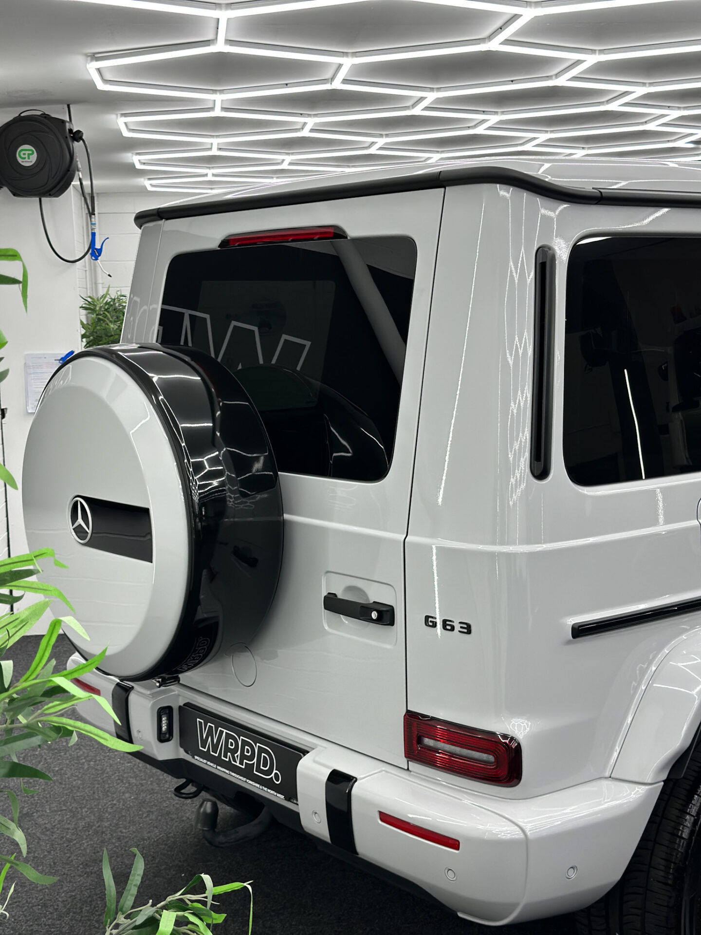 Mercedes-Benz G Wagon - Gloss Light Grey - Personal Wrapping Project
