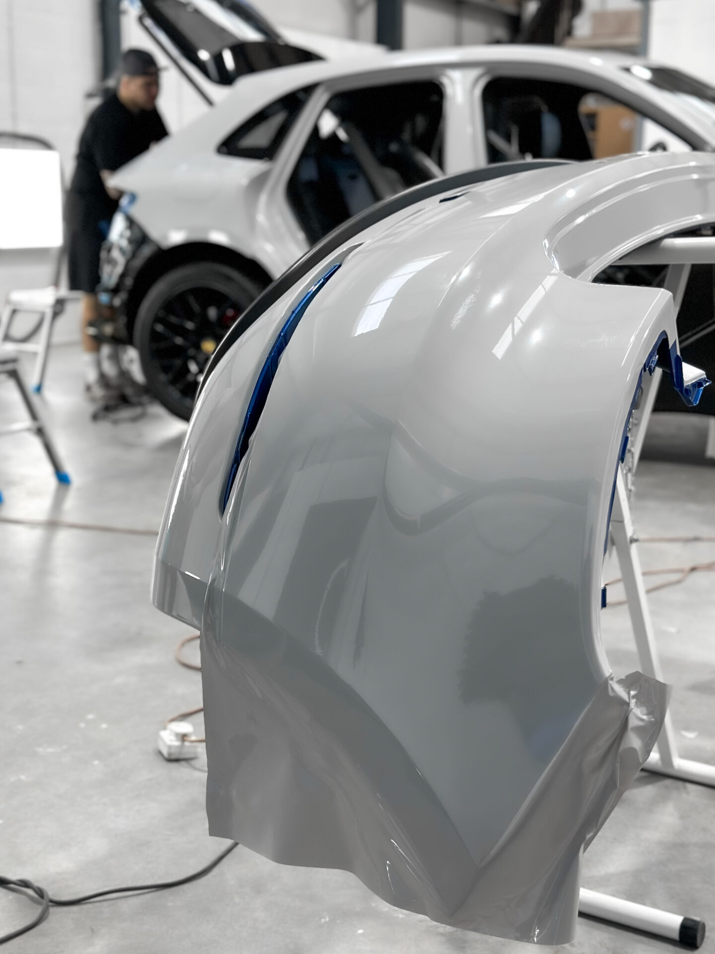 Porsche Macan - Gloss Light Grey - Personal Wrapping Project
