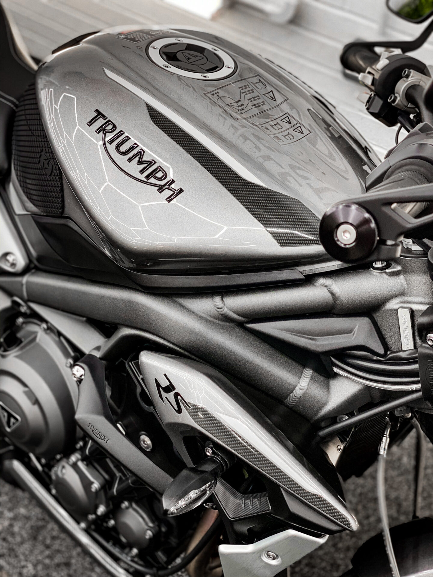 Triumph Street Triple - Carbon Details & Wheel Stickers - Personal ...