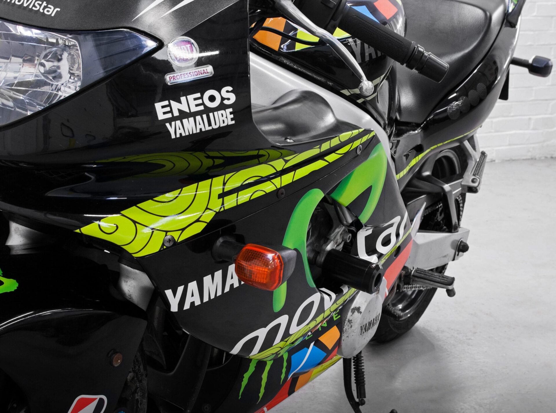 Yamaha YZF600 R - Valentino Rossi Livery - Personal Wrapping Project